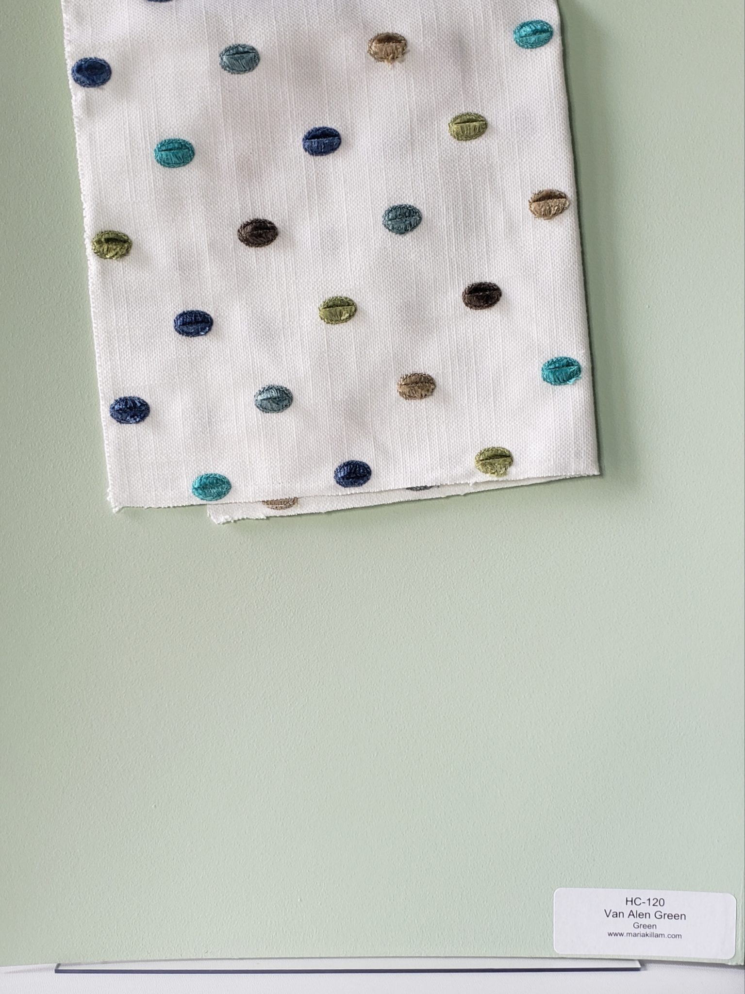 How to Choose a Paint Colour - Claire Jefford